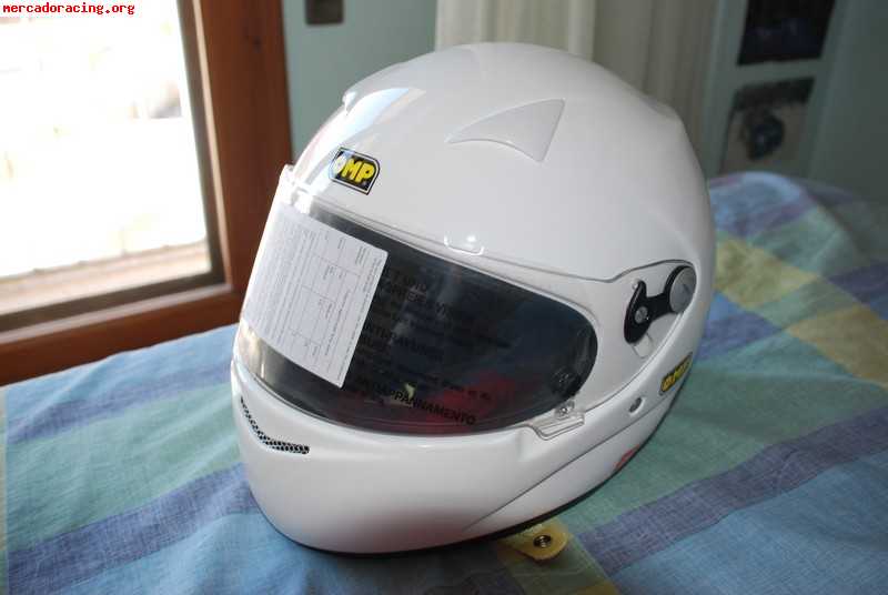 Vendo casco OMP a estrenar.