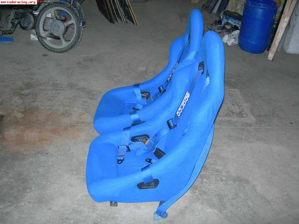 se vende backets y arneses