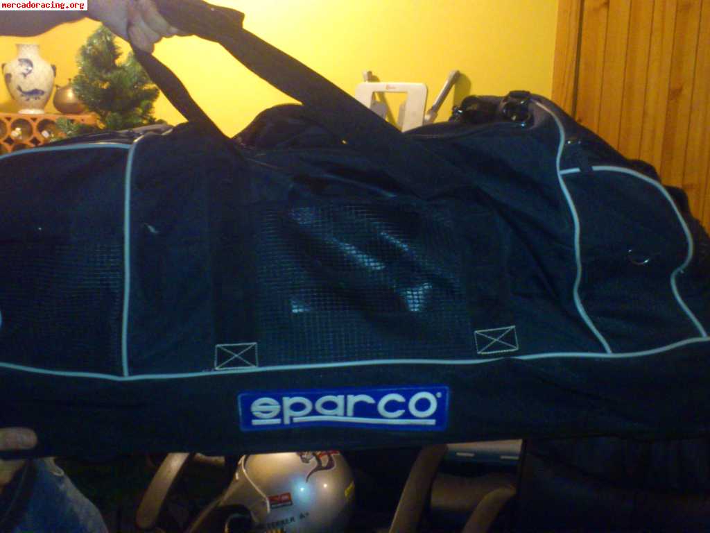 Vendo pack completo competición (Baquet, casco, hans, ropa i