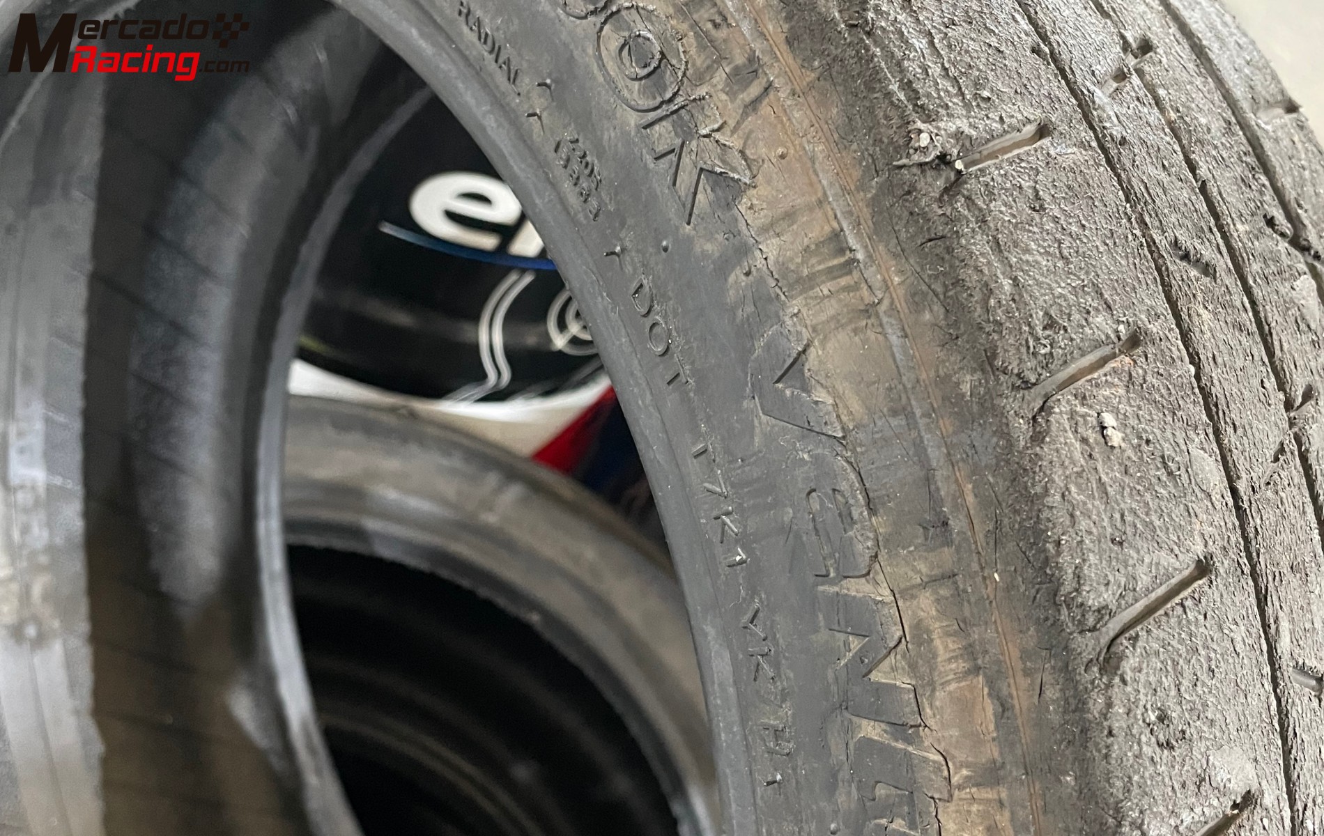 SE VENDEN 4 HANKOOK Z205 180/600R16 T72