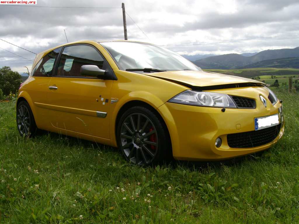 RENAULT MEGANE F1 TEAM R26