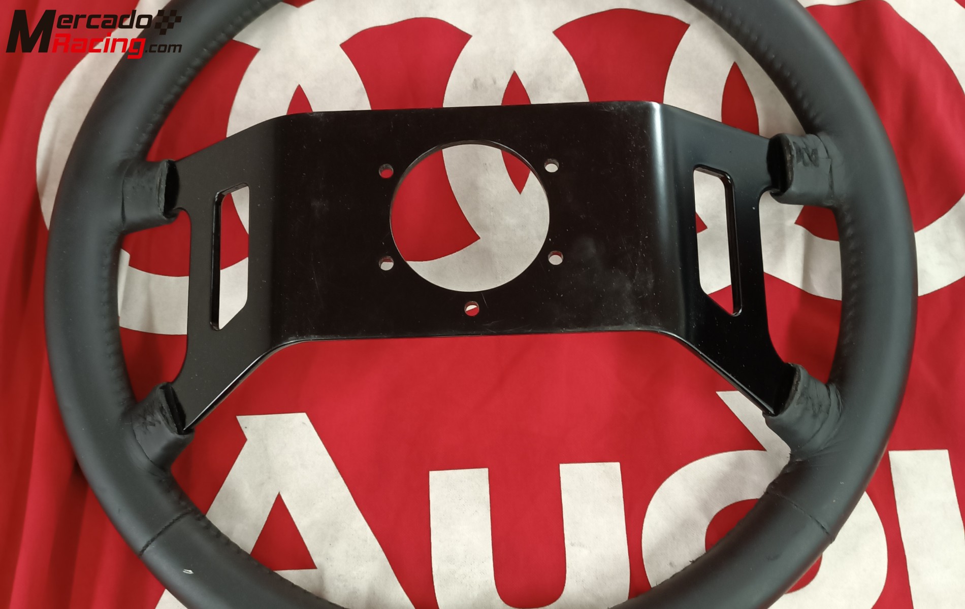 Volante original r11 turbo recien restaurado