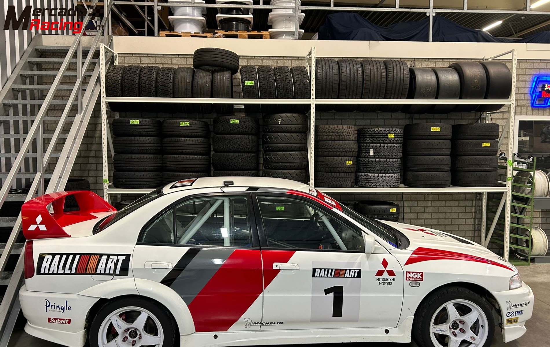 Mitsubishi lancer Evolution 4