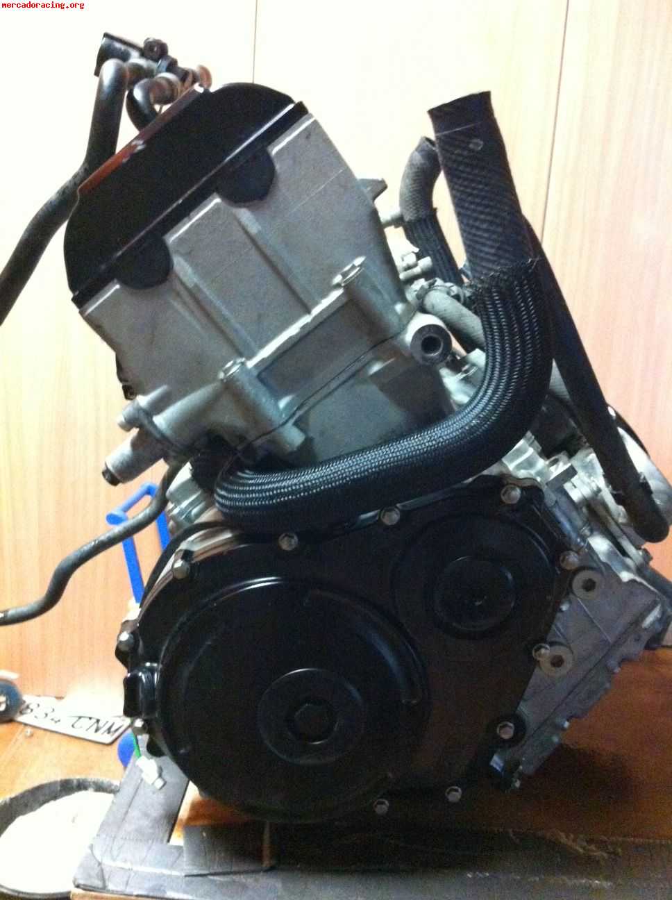 Motor de Suzuki GSXR 600 K7 con 8000 kilómetros