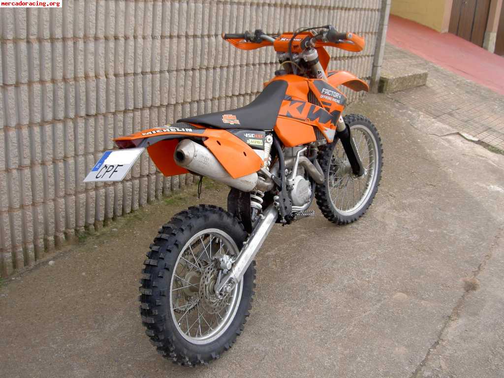 KTM 450 EXC 2004 MATRICULADA Y CON EXTRAS. AKRAPOVIC, PHDS,