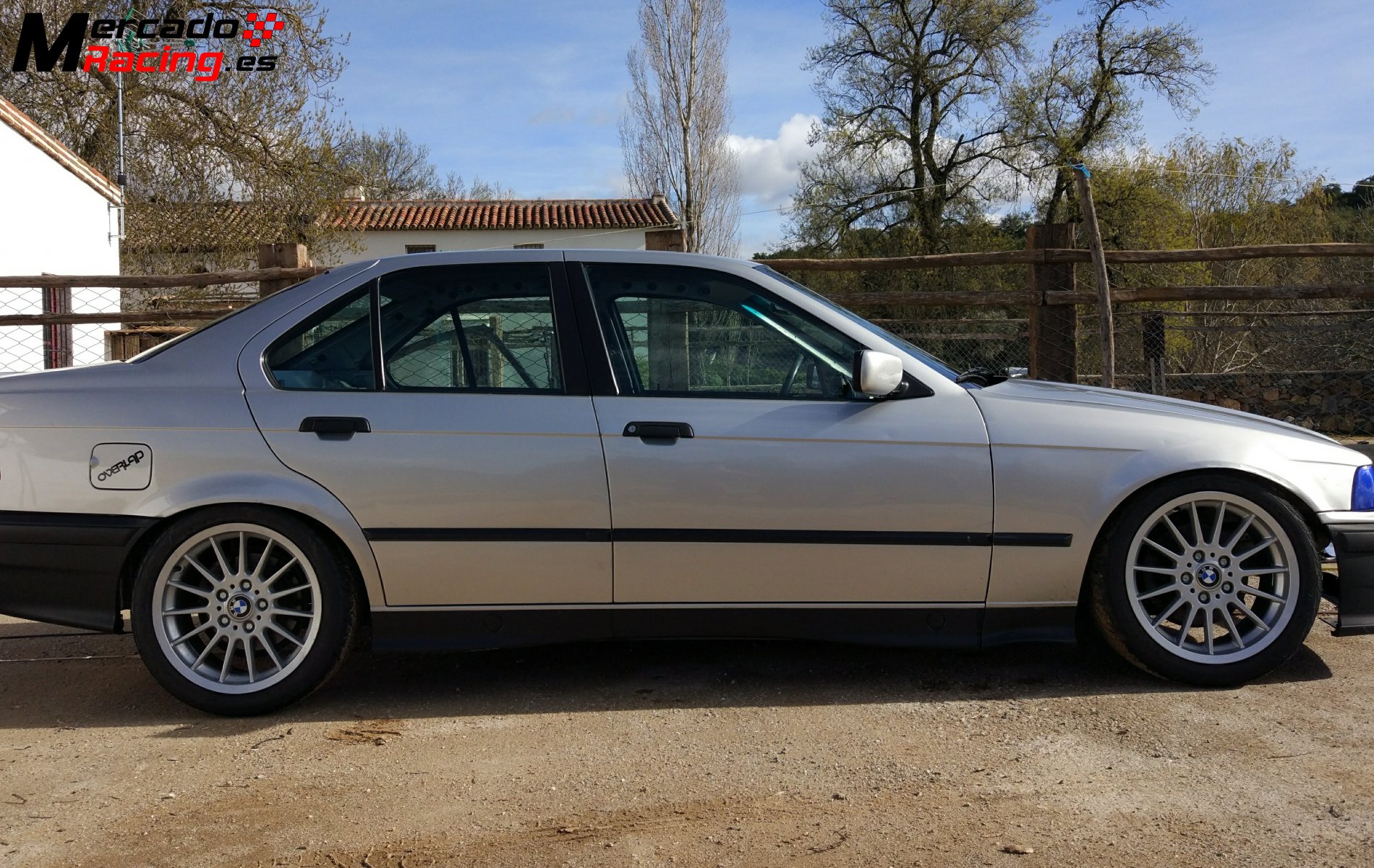 BMW 325i E36