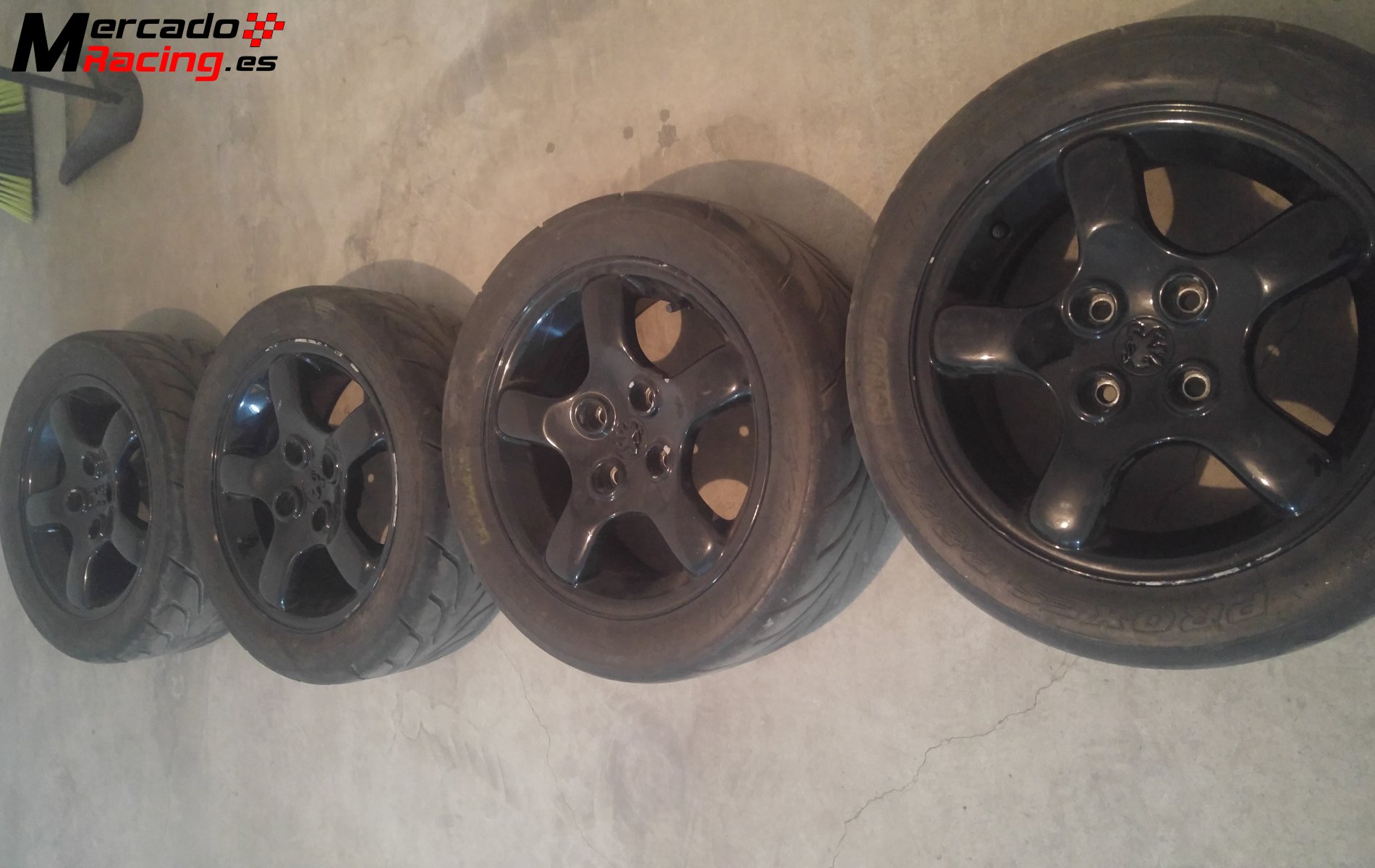 Llantas 15 PSA con toyo r888 al 75% 300€